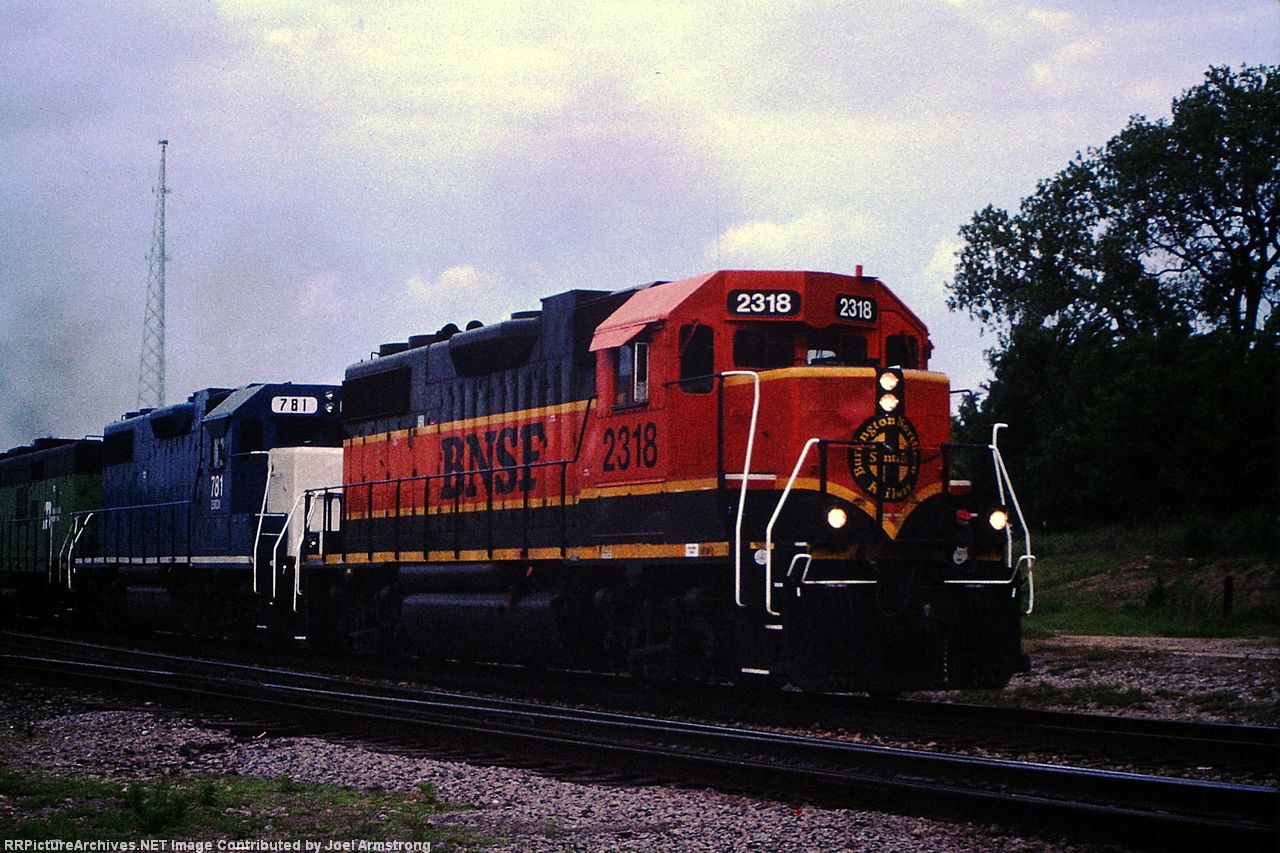 BNSF 2318